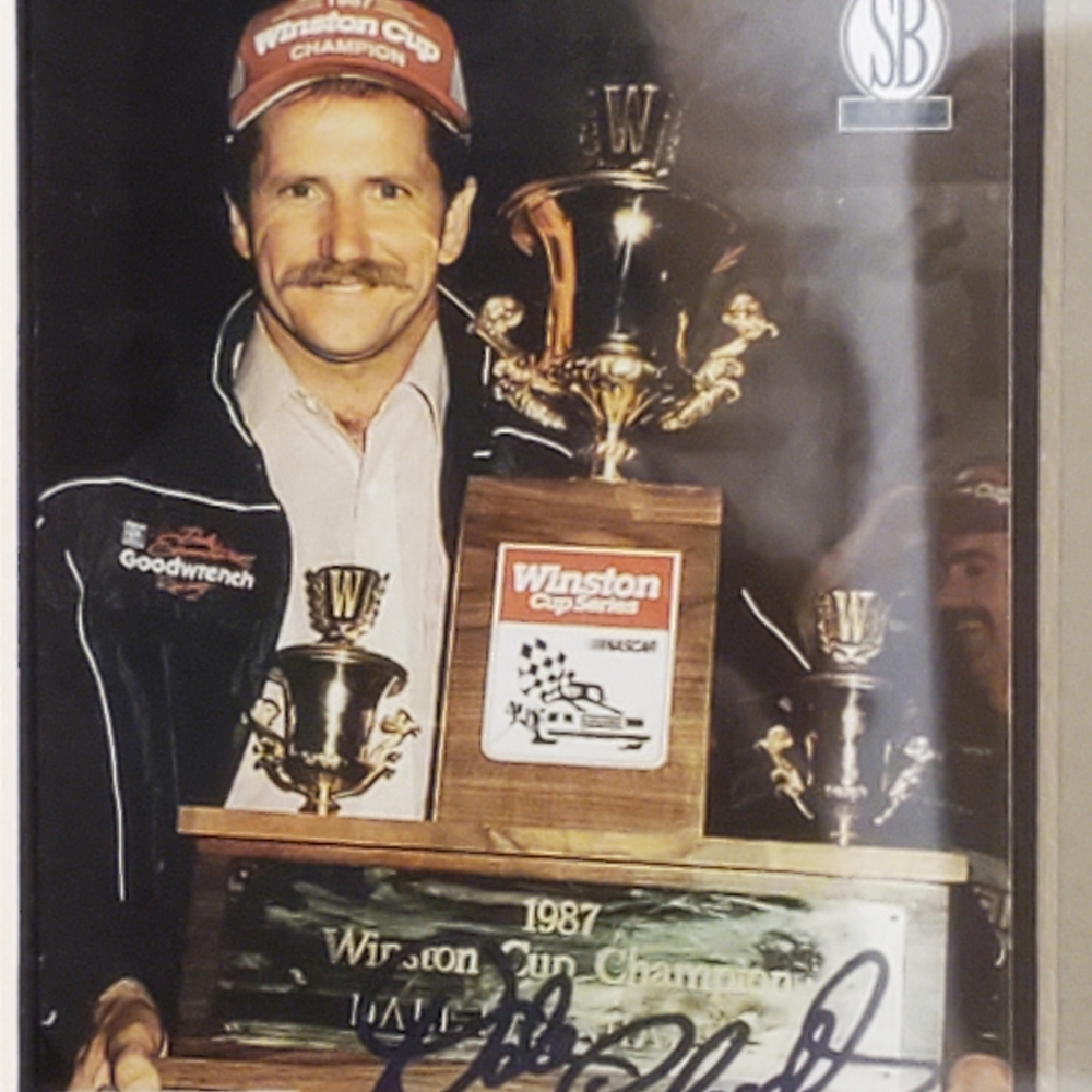 Dale Earnhardt Memorial Collection 138/2001 With Coa - Gem